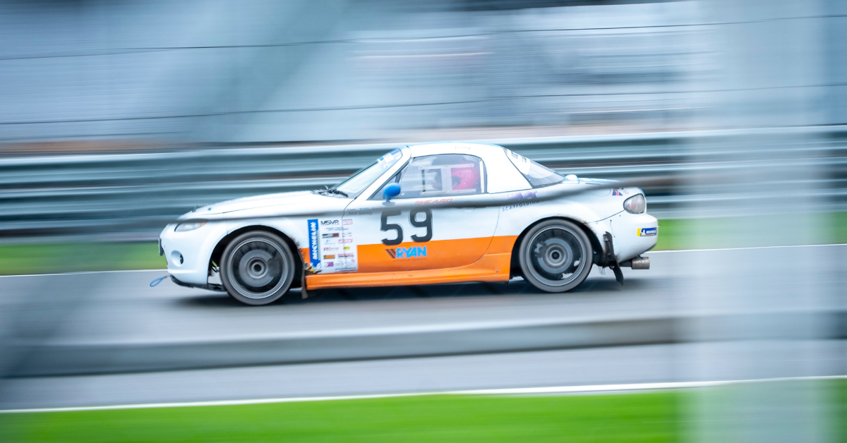 Racing Tips in 60 Seconds: Overtaking In Low HP Cars | Blayze